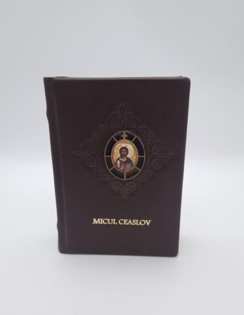 Micul Ceaslov legat in piele cu icoana vitraliu